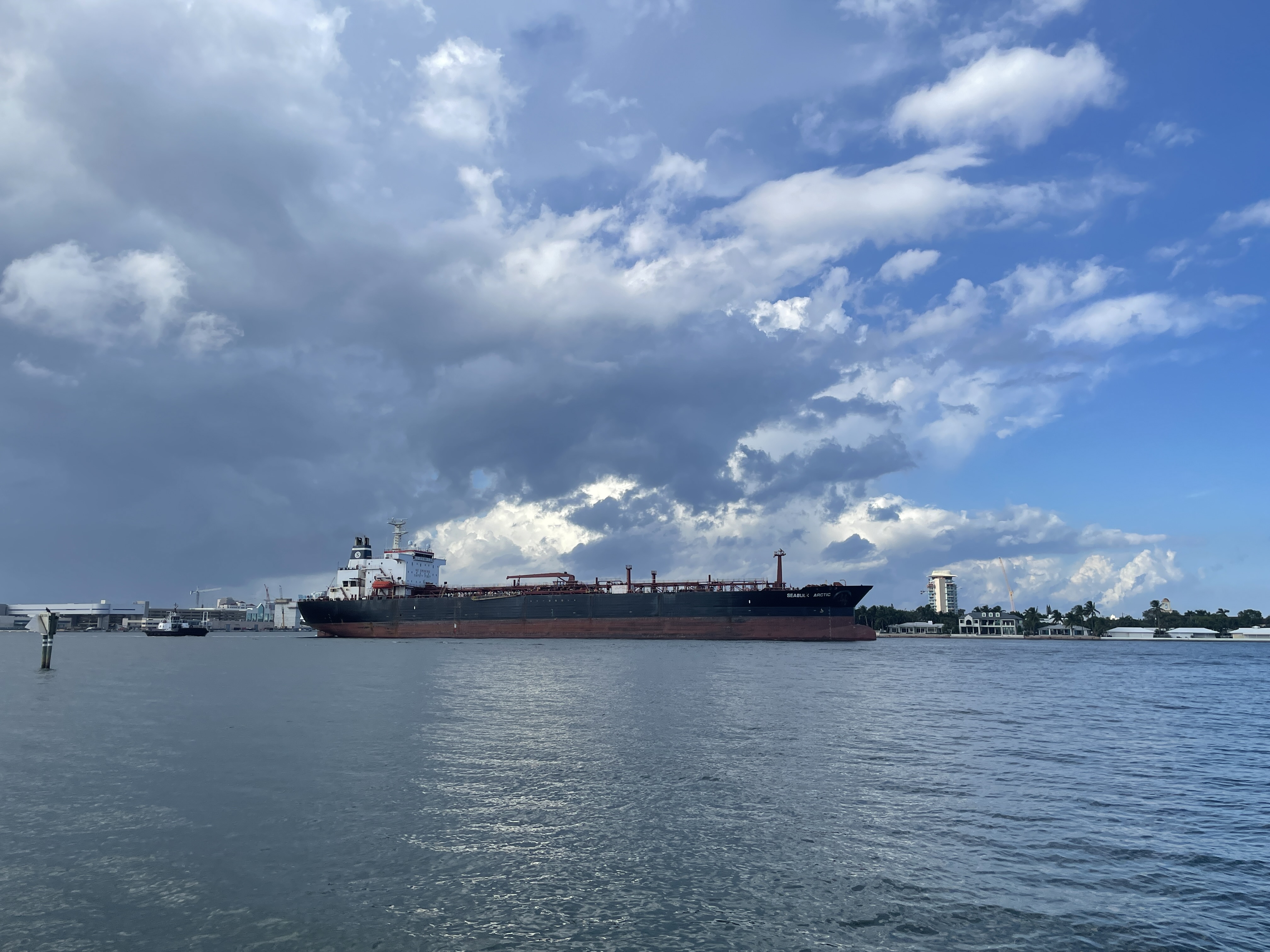 New PeerJ paper published describing distinct sediment microbiomes ...